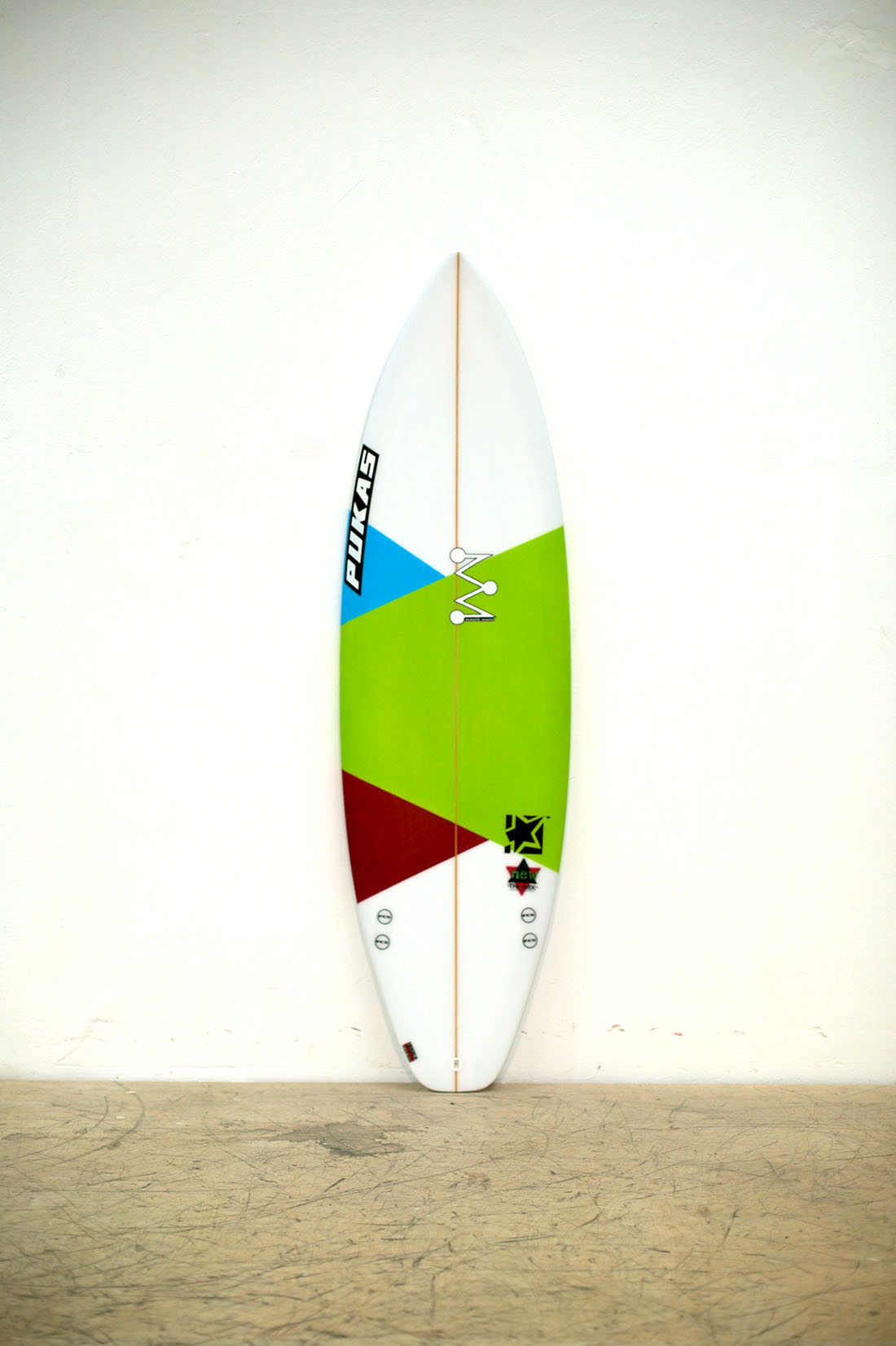 Pukas Surf | Pukas Surf Surfboards am Mikel Agote New Mad Mix